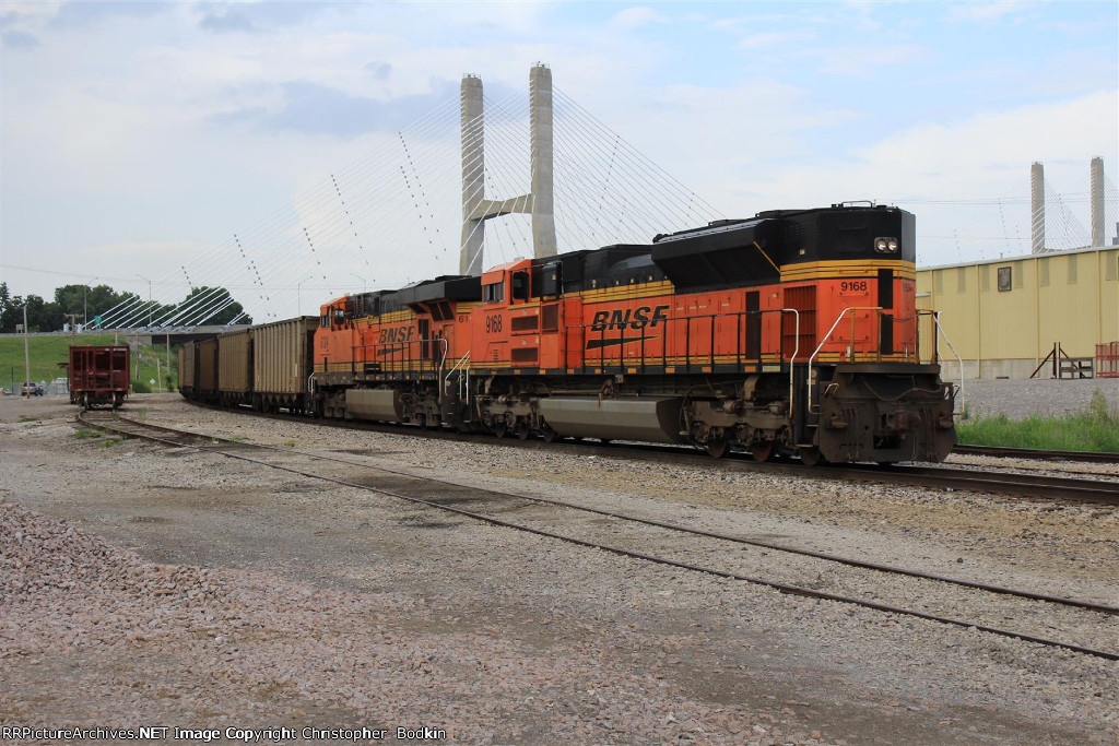 BNSF 9168